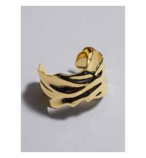 Arm Cuffs sind zurück! So trägt man den Schmuck-Trend 2024