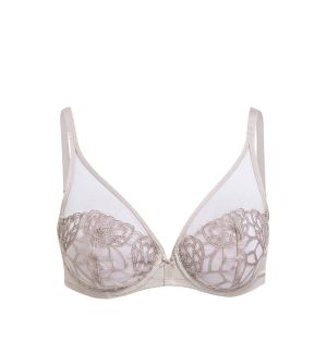 Hochzeit: 3 Tipps - die perfekte Unterwäsche fürs Brautkleid