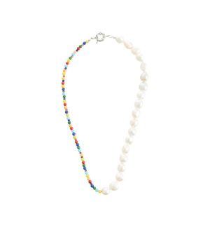 Schmuck-Trend: Perlenketten modern kombinieren – nicht spießig!