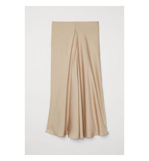 Modetrend: Dieser geniale Rock geht immer – ihn gibt es bei H&M