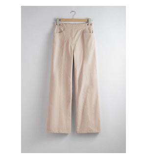 Beige Hose kombinieren: 10 angesagte Stylings
