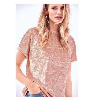 Samt in Altrosa: Blush Velvet ist der Trend für den Herbst