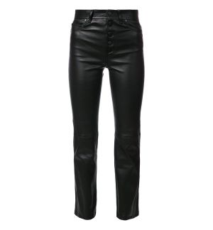 Cord kombinieren: 3 Outfit-Ideen mit dem Trendstoff