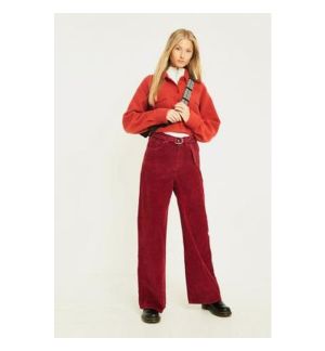 Cord kombinieren: 3 Outfit-Ideen mit dem Trendstoff