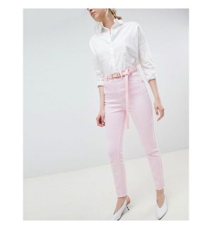 Fashion-Trend: Jeans in Rosa? Ja, das sieht gut aus – so geht's!