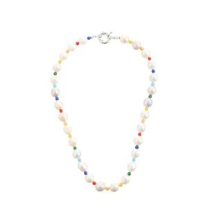 Schmuck-Trend: Perlenketten modern kombinieren – nicht spießig!