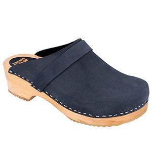 Clogs sind in? So kontrovers sind die Trend-Schuhe für den Frühling
