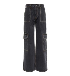 Mode-Trend 2022: New Yorkerinnen tragen ihre Jeans im Herbst „undone“