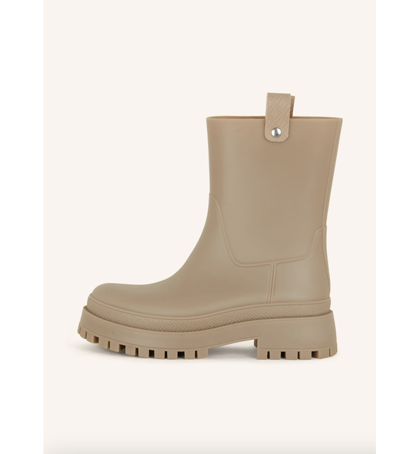Stiefeletten? Out! „Gummi-Boots“ sind das Must-have im Herbst