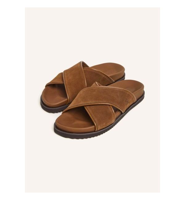 Ruthlee bokep jenne answers the door, somewhat appealing