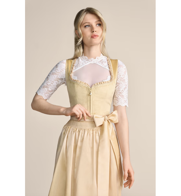 Die schönsten Dirndl der Saison kommen dieses Jahr von Krüger Dirndl