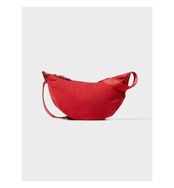 14 Euro bei Uniqlo: In dieser Farbe holen sich alle die Trend-Tasche 2026